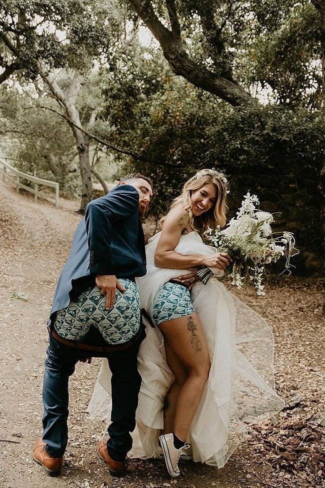 20 Funny Wedding Photo Ideas Oh The Wedding Day